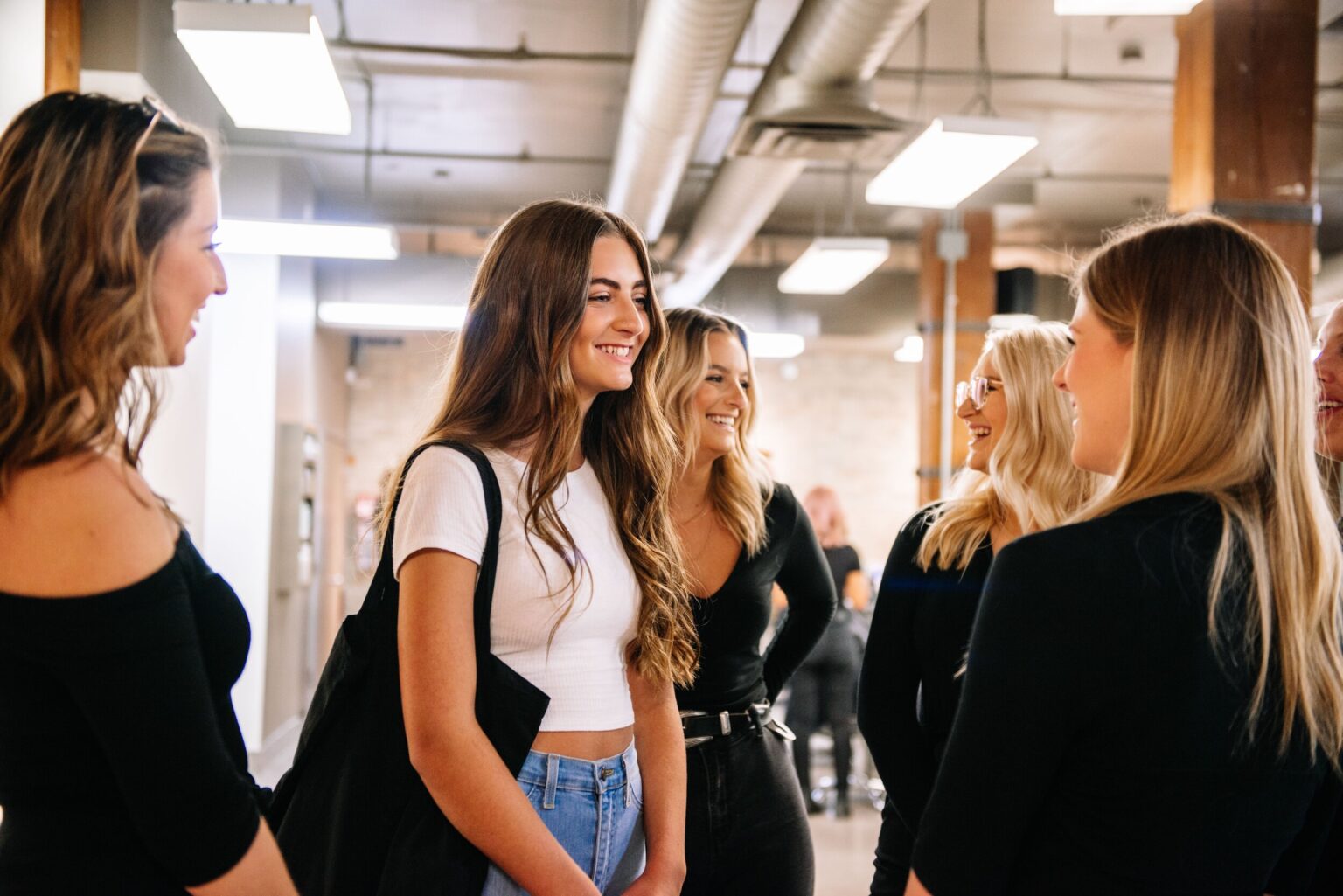 LuxeMore Beauty Academy – Learning Elevated